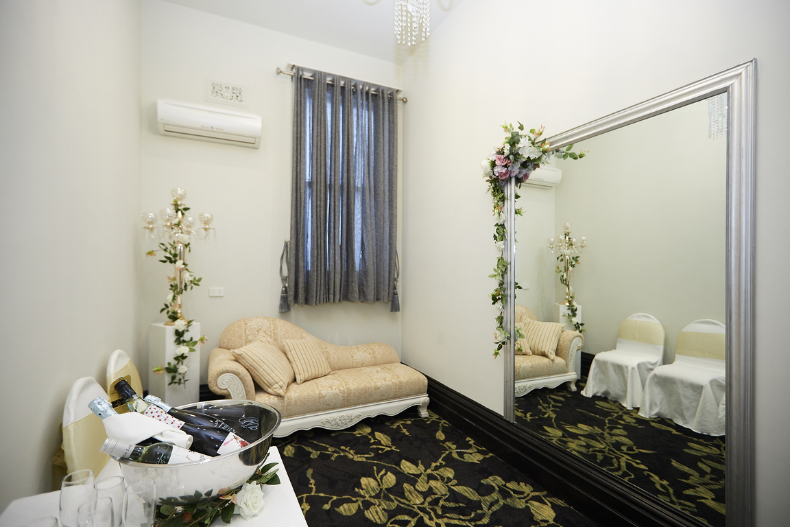 Brighton Beach Hotel - Wedding Venues Melbourne