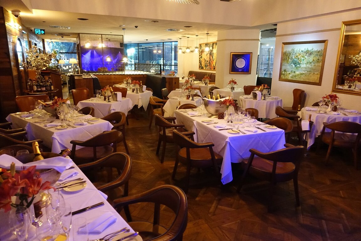 Friends Restaurant - Venue - Perth - Weddinghero.com.au