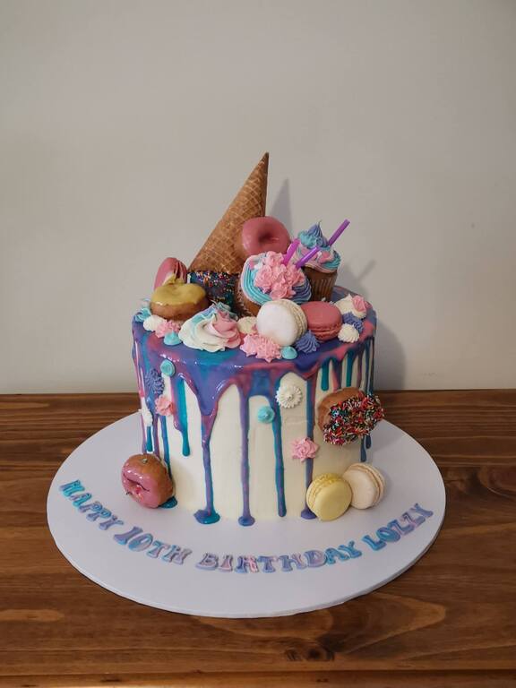 This Calls for Cake - Cakes - Adelaide - Weddinghero.com.au