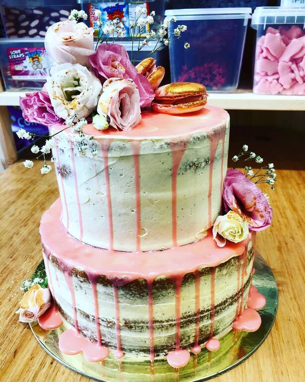 Runaway Cupcakes - Cakes - Melbourne - Weddinghero.com.au